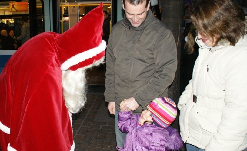 Samichlaus and Schmutzli – Learn how Swiss Santa works! - Newly Swissed ...