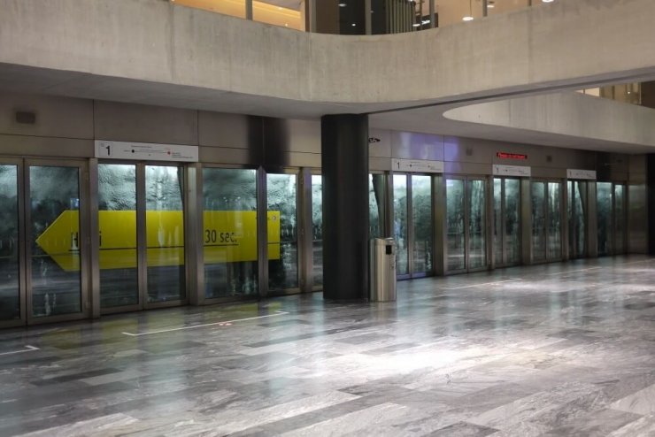 Zürich Airport Guide: First Impressions and Essential Tips - Newly ...