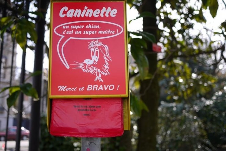 About those Robidog dog waste bins in Switzerland