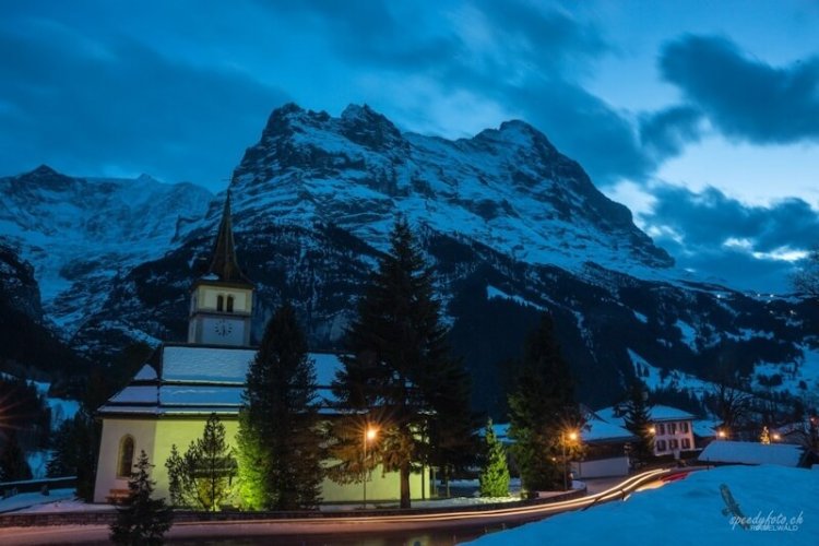 15 Gorgeous Photographs of Grindelwald in Winter