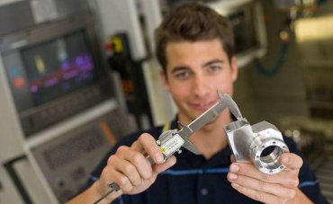 The Swiss Apprenticeship System (A Model for the World) – Newly Swissed ...