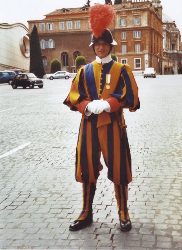 13 Facts About the Swiss Guards You Probably Didn't Know