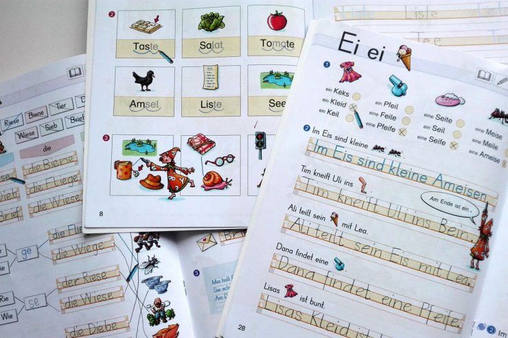 How children learn a foreign language while living abroad