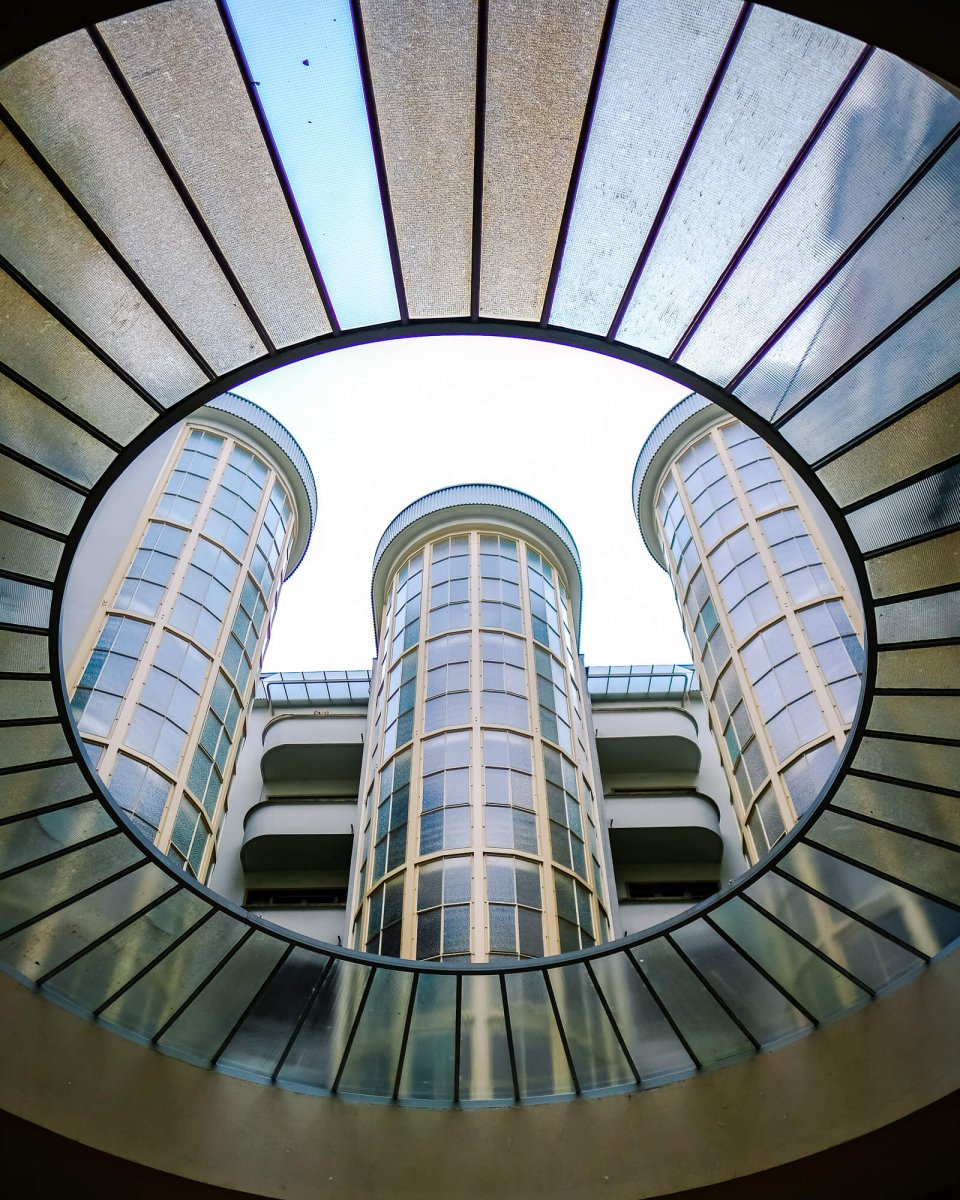 These photographs show the best architecture at Lake Geneva