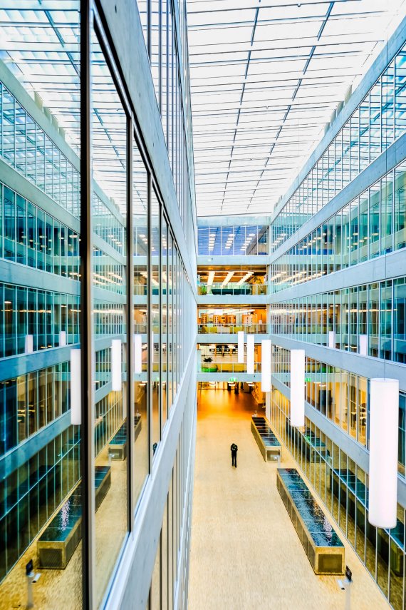 These photographs show the best architecture at Lake Geneva