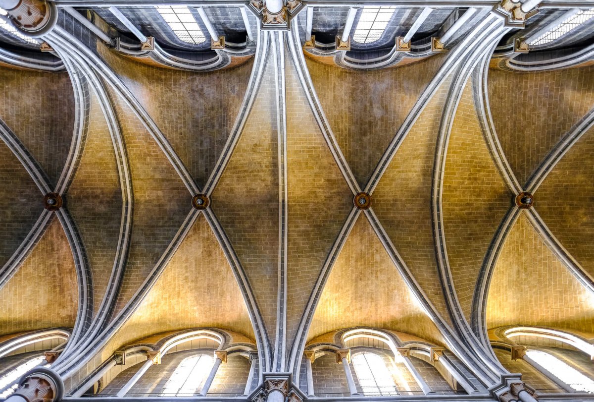 These photographs show the best architecture at Lake Geneva