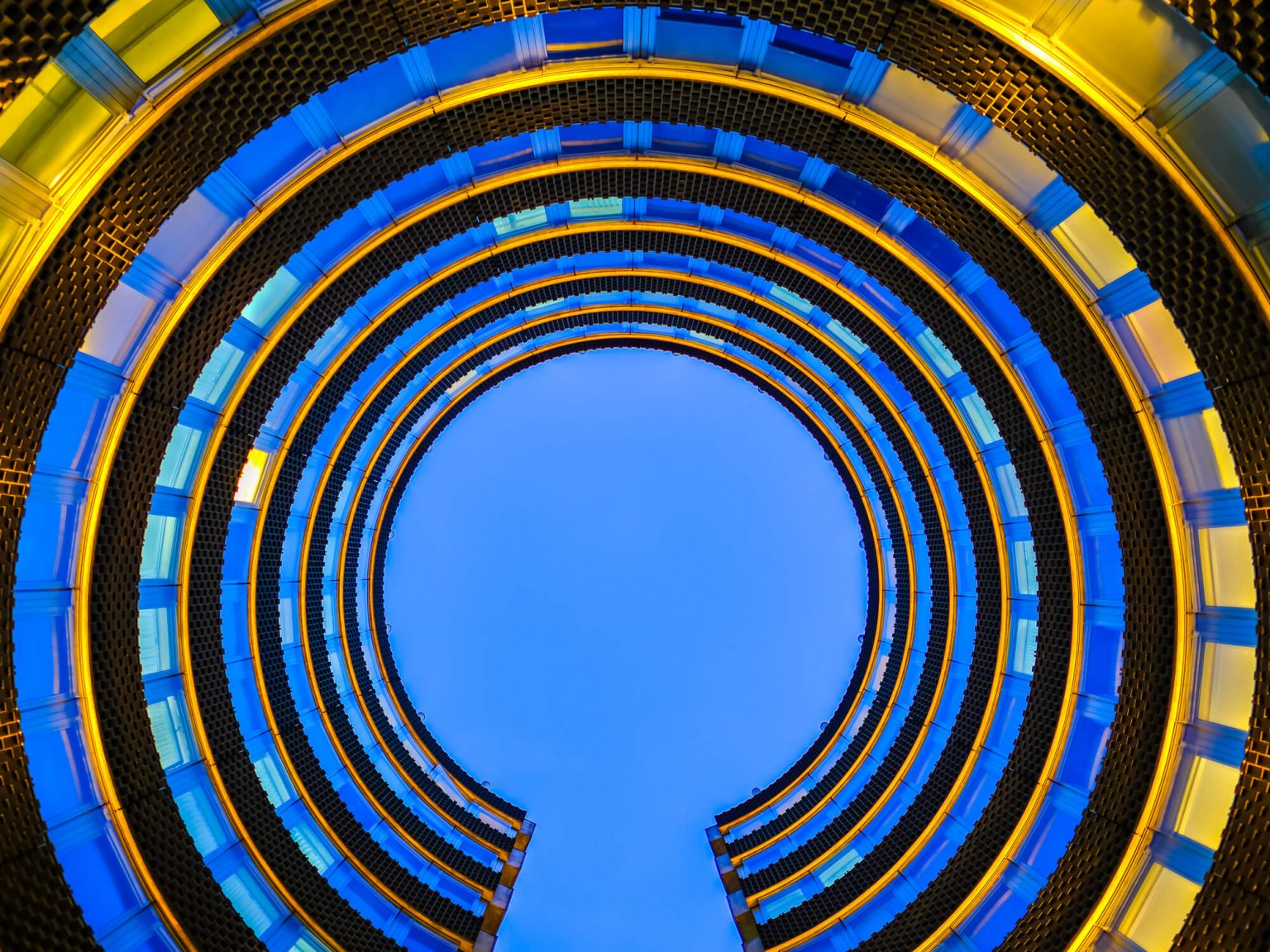 These photographs show the best architecture at Lake Geneva