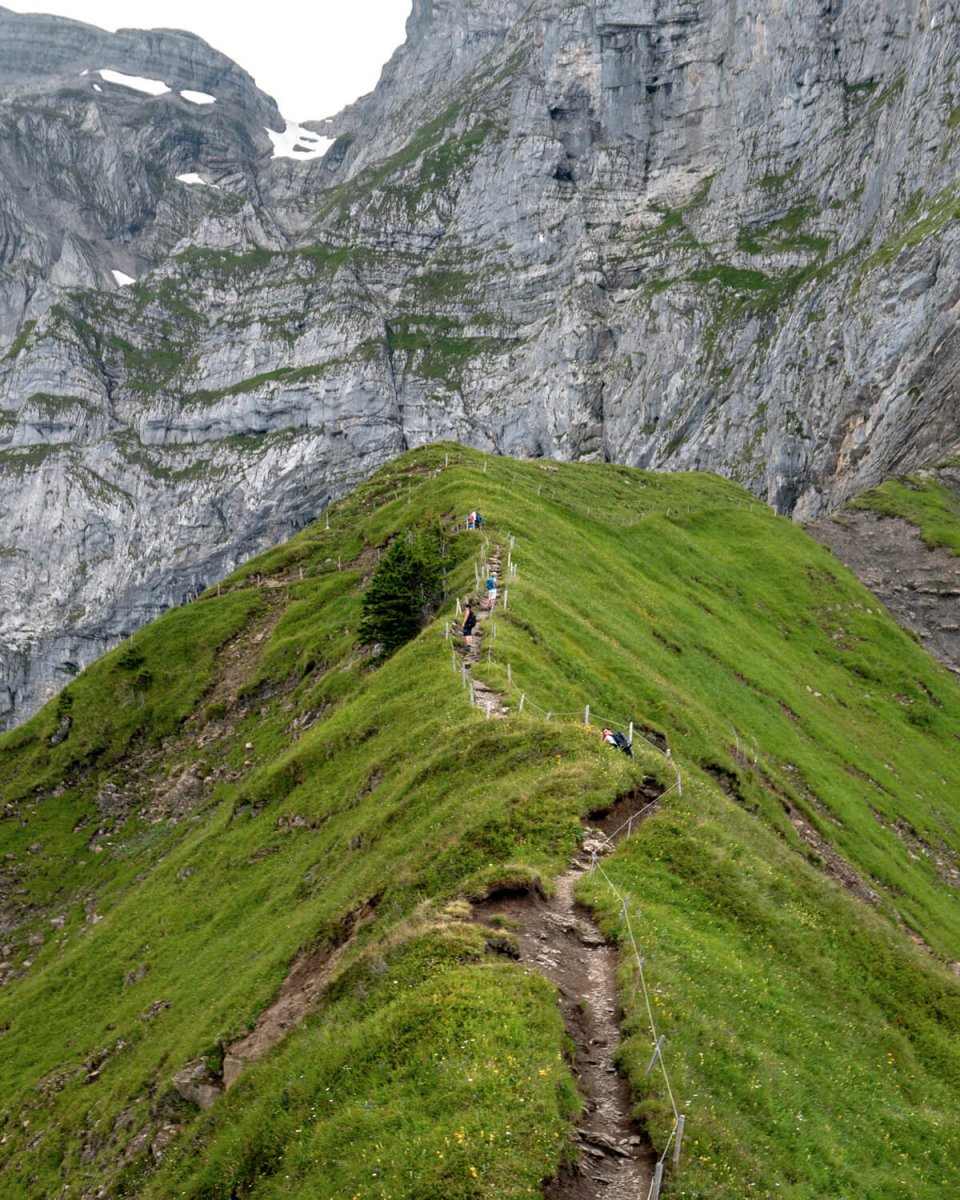 The cable car hike in Engelberg is 100 percent unique