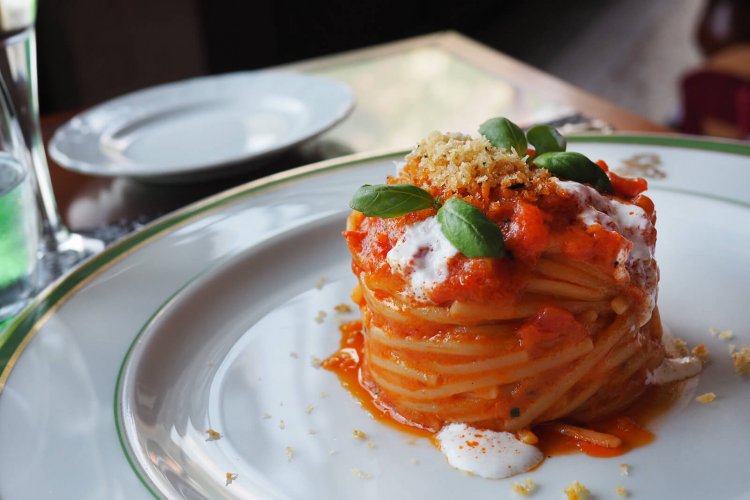 Hotel Splendide Royal in Lugano charms us with its grandezza