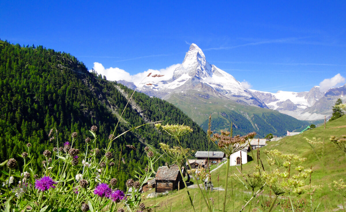 Hiking in Zermatt Guide 2025: Best Trails and Matterhorn Views - Newly ...