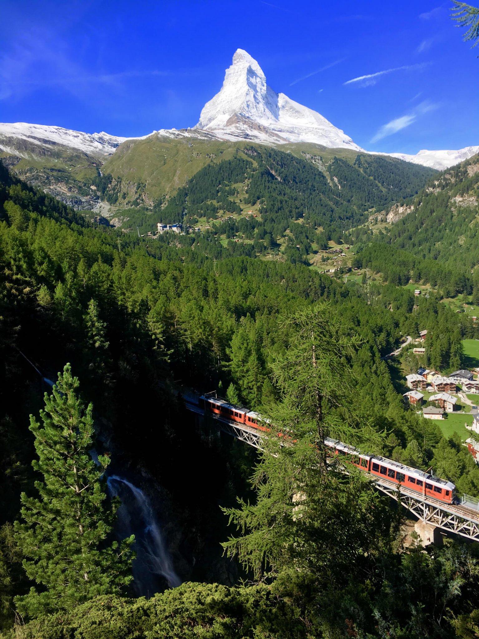 Hiking in Zermatt Guide 2025: Best Trails and Matterhorn Views - Newly ...