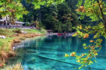 See why Lake Blausee is stunning during all seasons