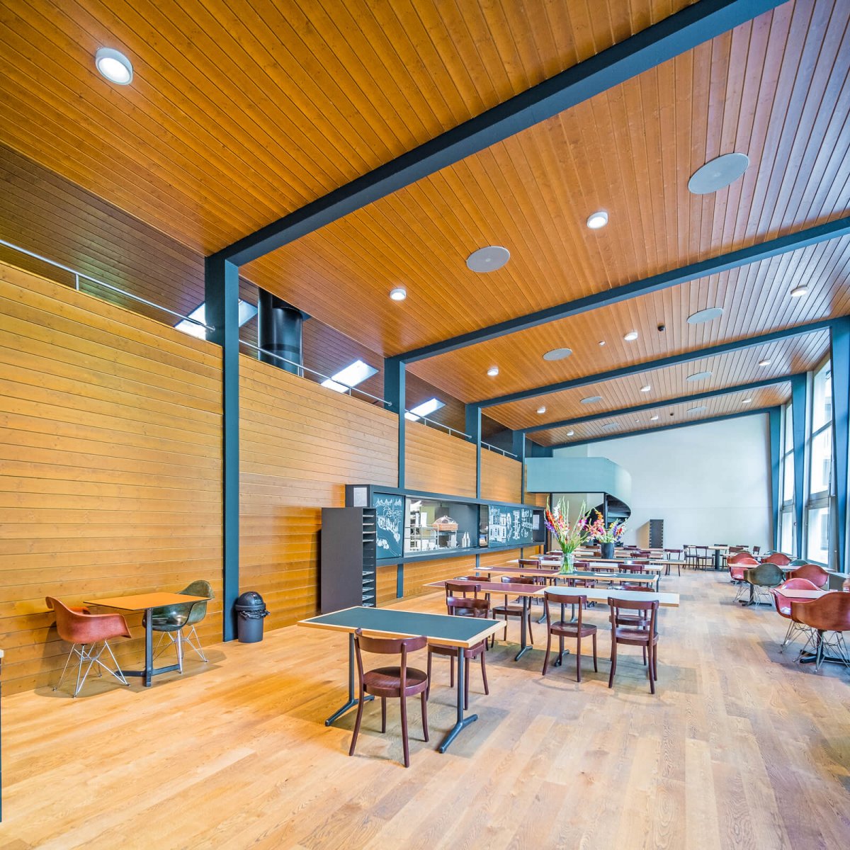 Look! Five youth hostels in Switzerland for archilovers