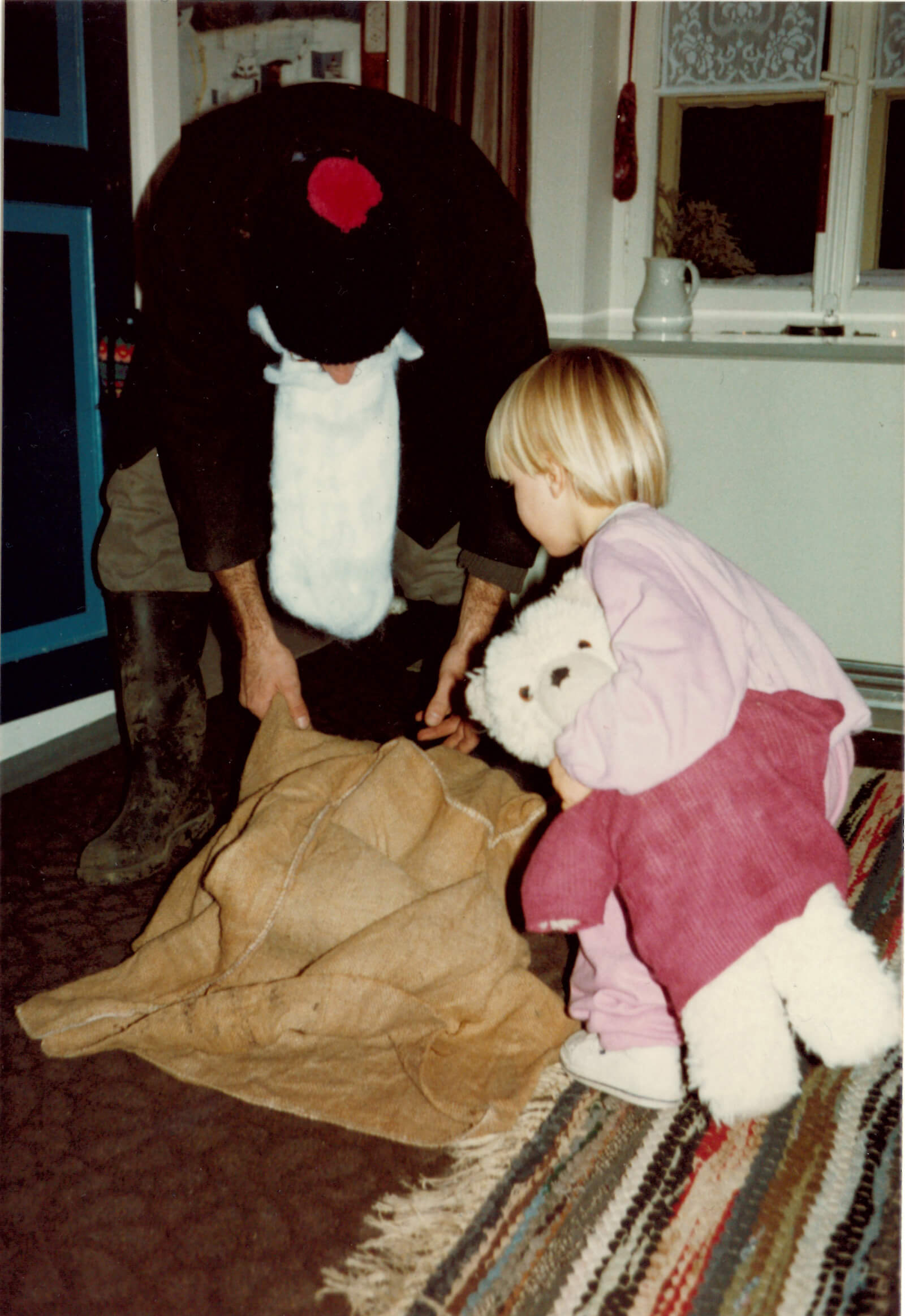 Samichlaus and Schmutzli - Learn how Swiss Santa works!