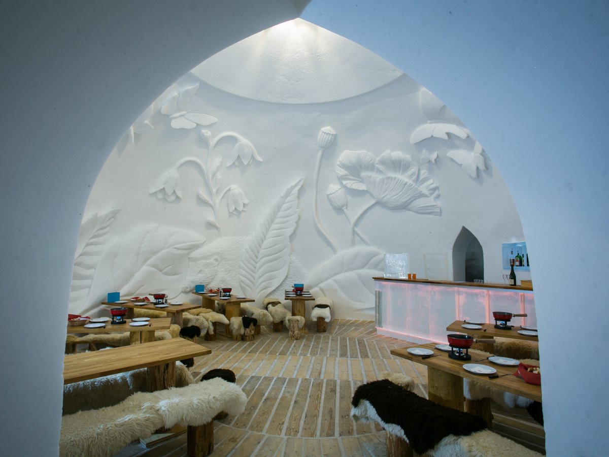 What it’s like inside the Igloo Village Hotel in Zermatt - Newly ...