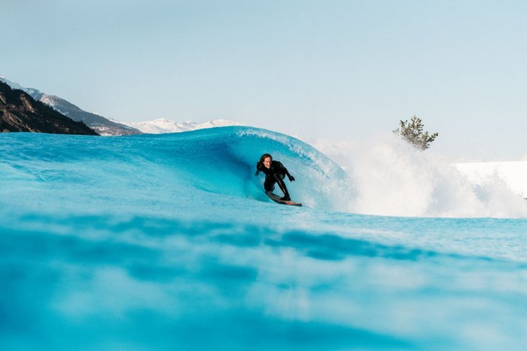 Surfing in Switzerland: Top Rivers and Pools to Try - Newly Swissed ...
