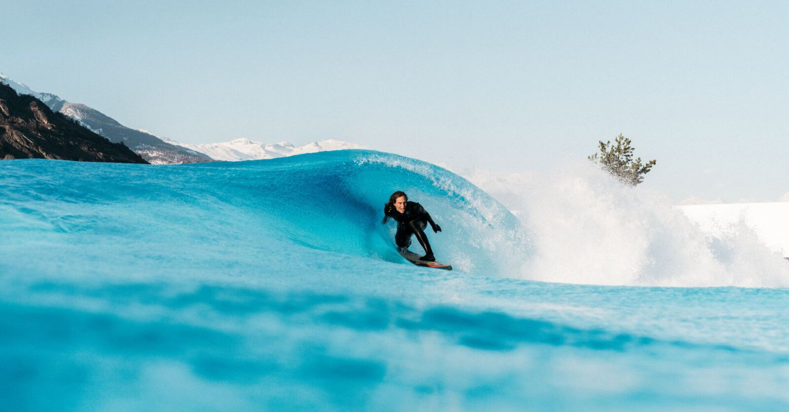 Surfing in Switzerland: Top Rivers and Pools to Try