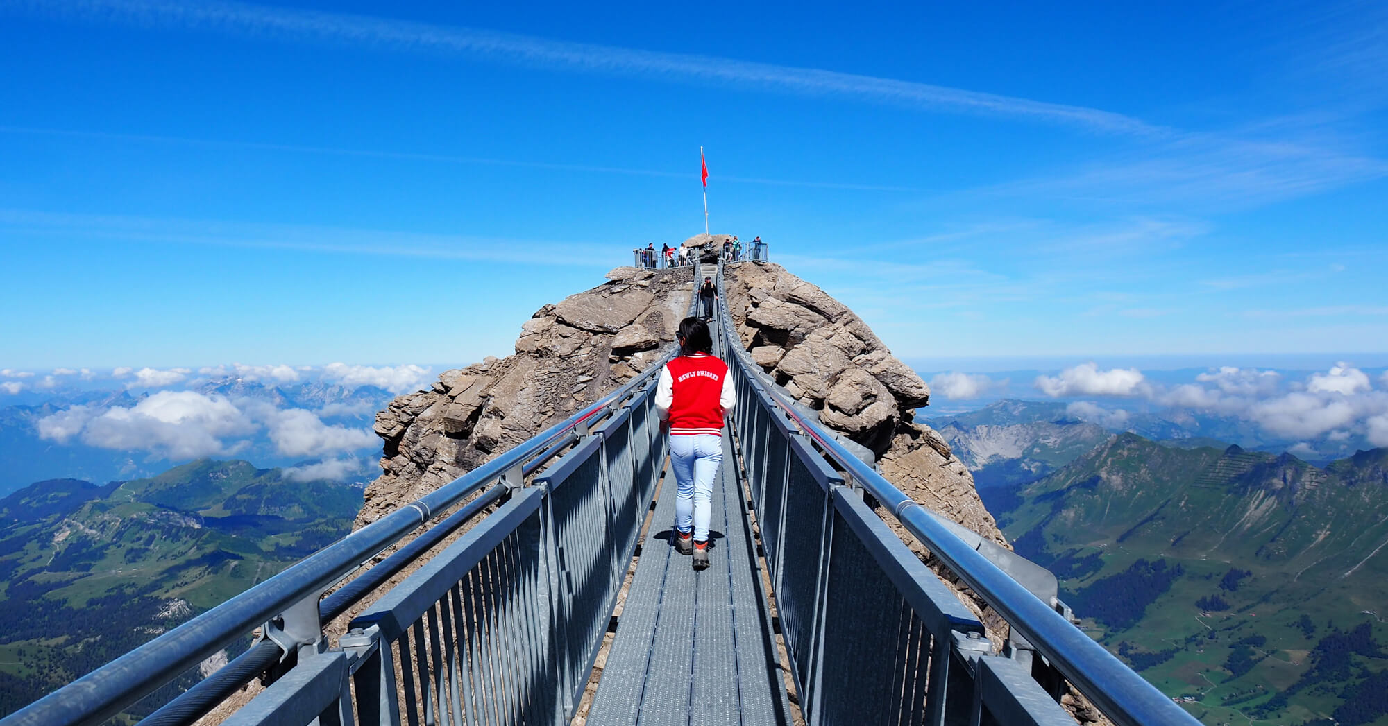 This Villars-sur-Ollon guide covers all seasons