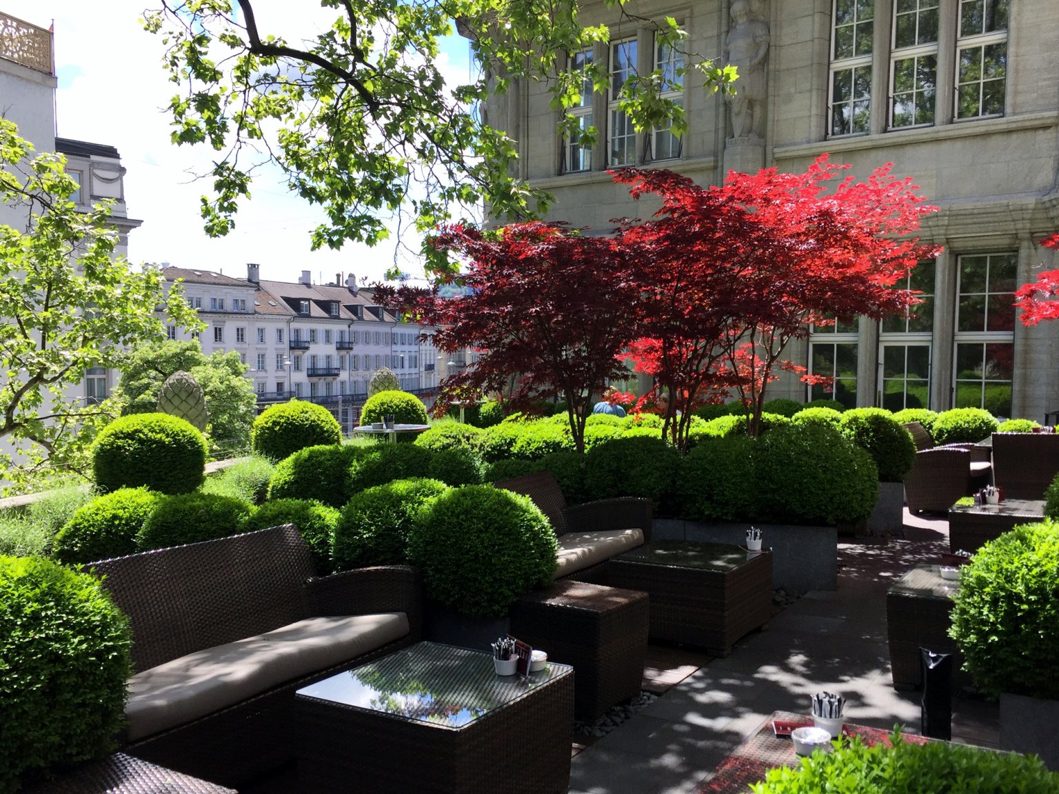 Best Rooftop Restaurants in Zürich 2022