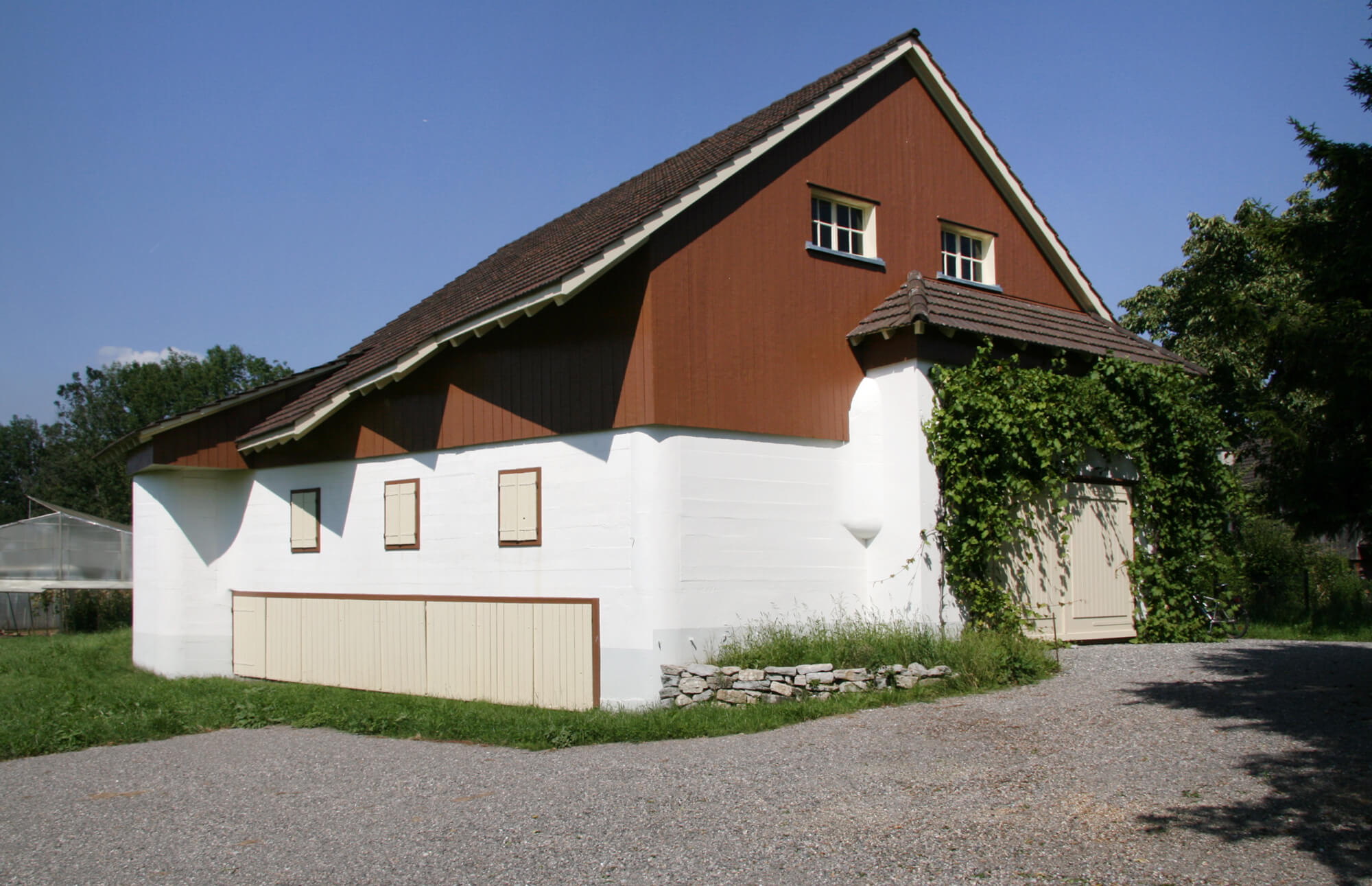 Switzerland Fallout Shelters: Ultimate Guide to the Swiss Underground ...